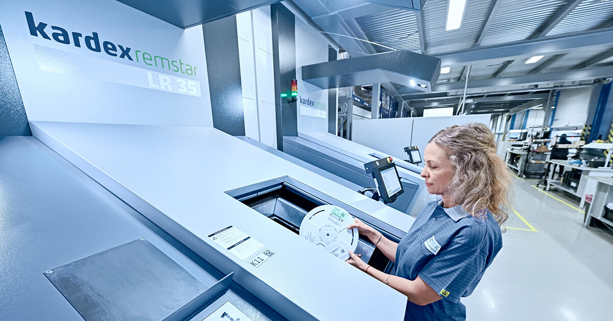 Warehouse Picking Area Optimization & Storage Solutions | Kardex