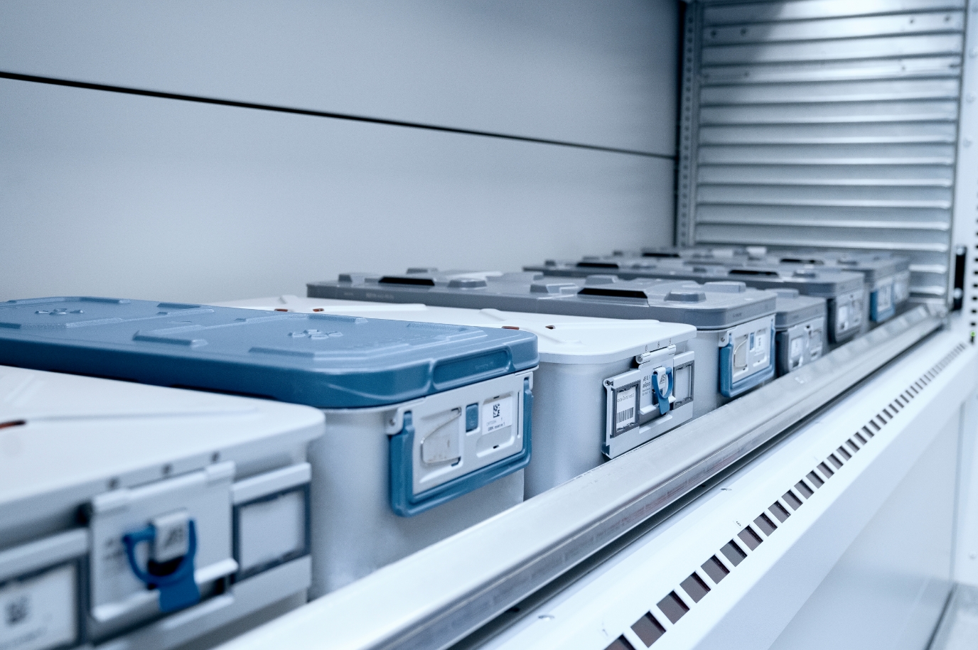 Clean Room Automation for Contamination-Free Environments | Kardex